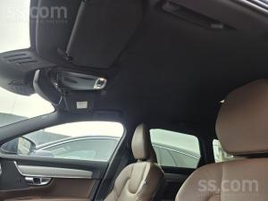 Blue Volvo V90 2021 in Tallinn, with an engine capacity of 2.00 L and mileage of 155 thousand km for 23850 €, photo 21 on AUTOMOTO.COM.LV