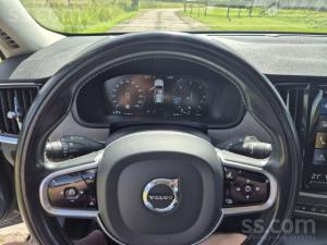 Blue Volvo V90 2021 in Jelgava, with an engine capacity of 2.00 L and mileage of 172 thousand km for 24900 €, photo 11 on AUTOMOTO.COM.LV