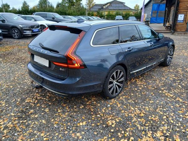 Zils Volvo V90 2021 Tartu, ar dzinēja tilpumu 2.00 L un nobraukumu 190 tūkst. km par 21900 €, foto 6 vietnē AUTOMOTO.COM.LV