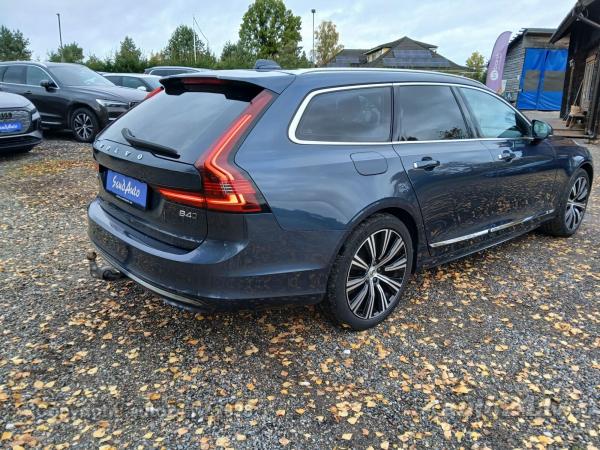 Zils Volvo V90 2021 Tartu, ar dzinēja tilpumu 2.00 L un nobraukumu 190 tūkst. km par 21900 €, foto 10 vietnē AUTOMOTO.COM.LV