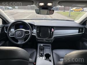 Blue Volvo V90 2021 in Riga, with an engine capacity of 2.00 L and mileage of 163 thousand km for 25500 €, photo 13 on AUTOMOTO.COM.LV