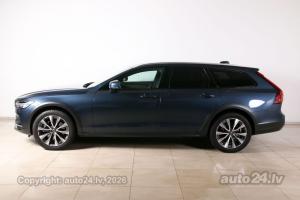 Zils Volvo V90 2022 Pērnava, ar dzinēja tilpumu 2.00 L un nobraukumu 29 tūkst. km par 49990 €, foto 4 vietnē AUTOMOTO.COM.LV
