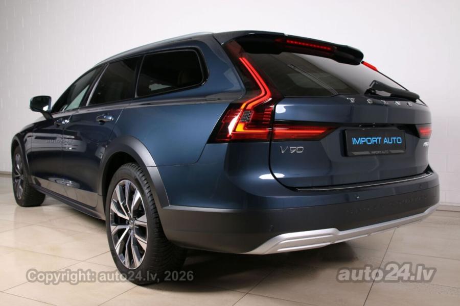 Zils Volvo V90 2022 Pērnava, ar dzinēja tilpumu 2.00 L un nobraukumu 29 tūkst. km par 49990 €, foto 16 vietnē AUTOMOTO.COM.LV