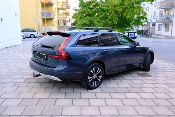 Zils Volvo V90 2022 Šauļi, ar dzinēja tilpumu 2.00 L un nobraukumu 287 tūkst. km par 17300 €, foto 4 vietnē AUTOMOTO.COM.LV
