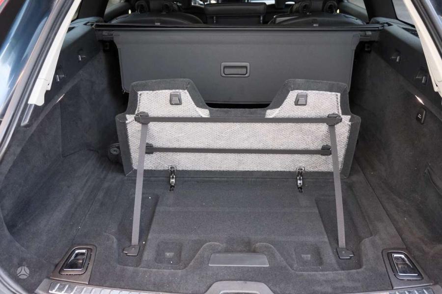 Zils Volvo V90 2022 Šauļi, ar dzinēja tilpumu 2.00 L un nobraukumu 287 tūkst. km par 17300 €, foto 10 vietnē AUTOMOTO.COM.LV