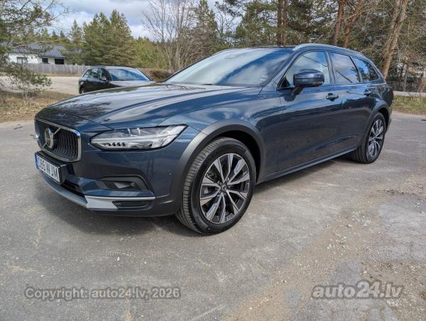 Zils Volvo V90 2023 Tallina, ar dzinēja tilpumu 2.00 L un nobraukumu 42 tūkst. km par 51990 €, foto  vietnē AUTOMOTO.COM.LV