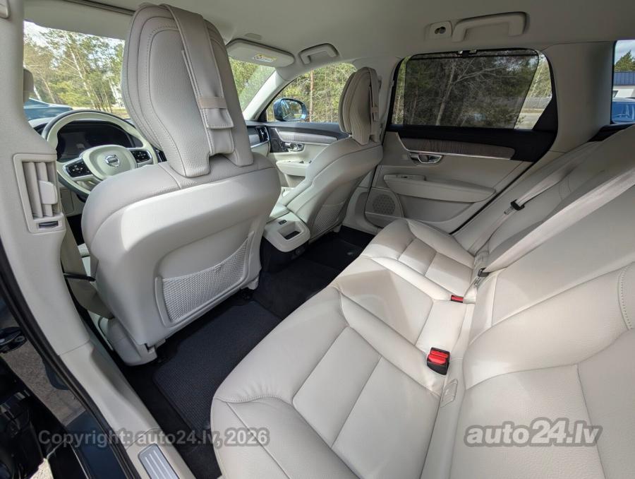 Zils Volvo V90 2023 Tallina, ar dzinēja tilpumu 2.00 L un nobraukumu 42 tūkst. km par 51990 €, foto 11 vietnē AUTOMOTO.COM.LV