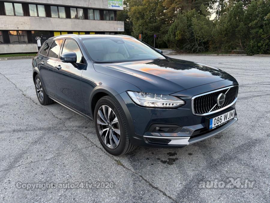Zils Volvo V90 2023 Tallina, ar dzinēja tilpumu 2.00 L un nobraukumu 43 tūkst. km par 42900 €, foto 1 vietnē AUTOMOTO.COM.LV