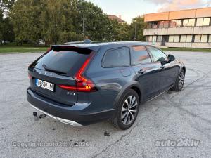 Zils Volvo V90 2023 Tallina, ar dzinēja tilpumu 2.00 L un nobraukumu 43 tūkst. km par 42900 €, foto 5 vietnē AUTOMOTO.COM.LV