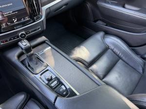 Brūns Volvo V90 2017 Rēzekne, ar dzinēja tilpumu 2.00 L un nobraukumu 162 tūkst. km par 21990 €, foto 12 vietnē AUTOMOTO.COM.LV