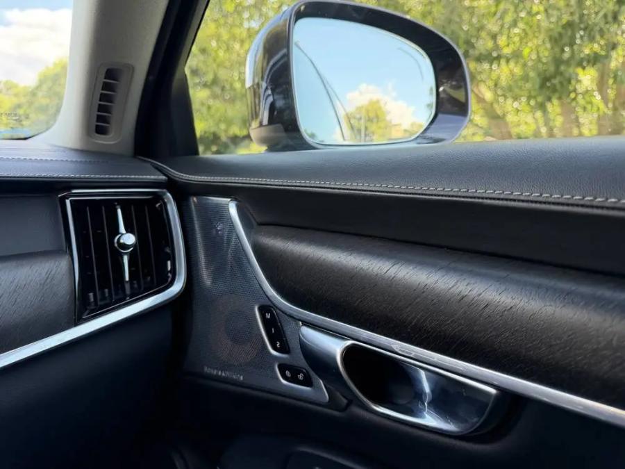 Brūns Volvo V90 2017 Rēzekne, ar dzinēja tilpumu 2.00 L un nobraukumu 162 tūkst. km par 21990 €, foto 17 vietnē AUTOMOTO.COM.LV