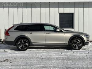 Brūns Volvo V90 2019 Rīga, ar dzinēja tilpumu 2.00 L un nobraukumu 203 tūkst. km par 22100 €, foto 9 vietnē AUTOMOTO.COM.LV