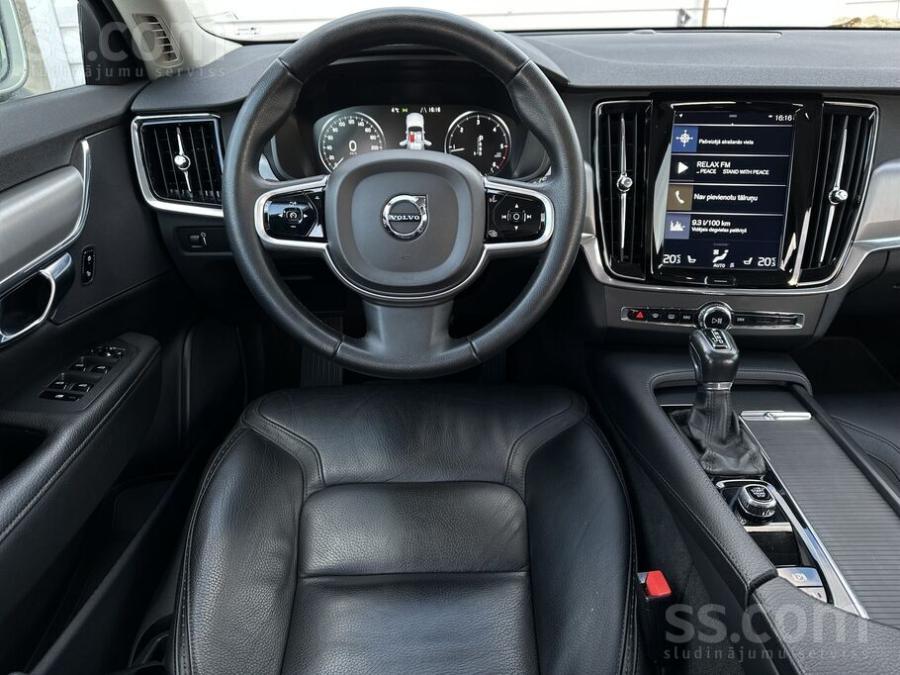 Brūns Volvo V90 2019 Rīga, ar dzinēja tilpumu 2.00 L un nobraukumu 203 tūkst. km par 22100 €, foto 20 vietnē AUTOMOTO.COM.LV