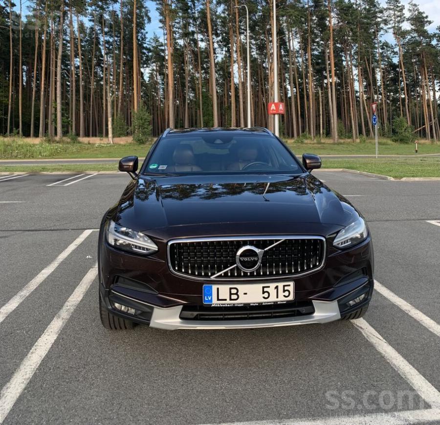 Brūns Volvo V90 2017 Aizkraukle, ar dzinēja tilpumu 2.00 L un nobraukumu 267 tūkst. km par 21400 €, foto 2 vietnē AUTOMOTO.COM.LV