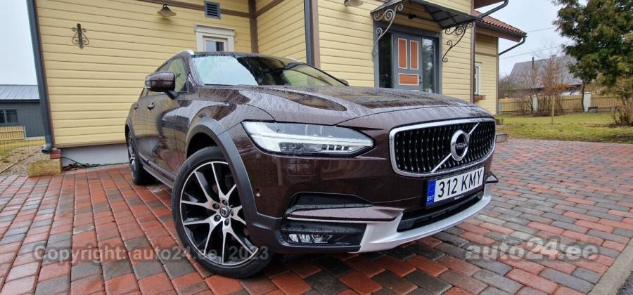 Brūns Volvo V90 2017 Kuresāre, ar dzinēja tilpumu 2.00 L un nobraukumu 180 tūkst. km par 22500 €, foto 2 vietnē AUTOMOTO.COM.LV