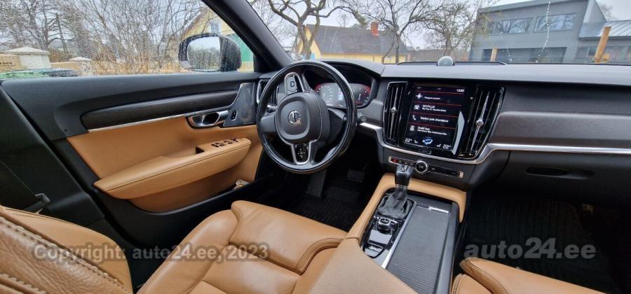 Brūns Volvo V90 2017 Kuresāre, ar dzinēja tilpumu 2.00 L un nobraukumu 180 tūkst. km par 22500 €, foto 8 vietnē AUTOMOTO.COM.LV
