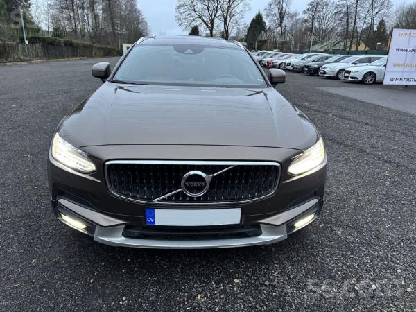 Brūns Volvo V90 2017 Rīga, ar dzinēja tilpumu 2.00 L un nobraukumu 259 tūkst. km par 19950 €, foto 5 vietnē AUTOMOTO.COM.LV