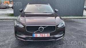 Brown Volvo V90 2017 in Riga, with an engine capacity of 2.00 L and mileage of 245 thousand km for 14500 €, photo 2 on AUTOMOTO.COM.LV