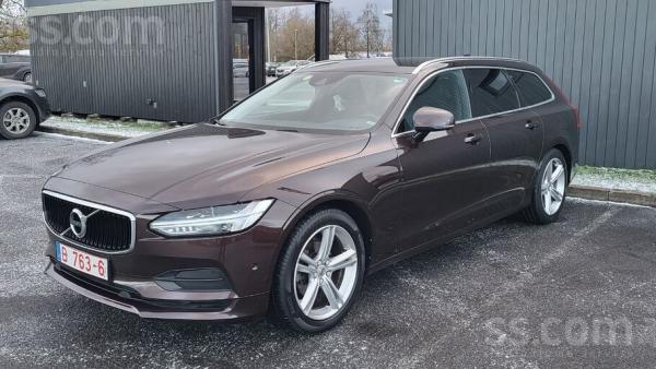 Brown Volvo V90 2017 in Riga, with an engine capacity of 2.00 L and mileage of 245 thousand km for 14500 €, photo 3 on AUTOMOTO.COM.LV
