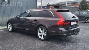 Brown Volvo V90 2017 in Riga, with an engine capacity of 2.00 L and mileage of 245 thousand km for 14500 €, photo 18 on AUTOMOTO.COM.LV