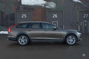 Brūns Volvo V90 2017 Kauņa, ar dzinēja tilpumu 1.97 L un nobraukumu 272 tūkst. km par 18800 €, foto 4 vietnē AUTOMOTO.COM.LV