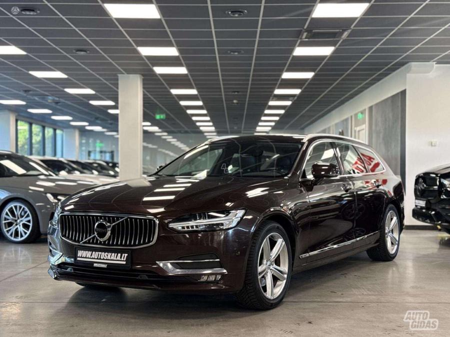 Brūns Volvo V90 2017 Klaipėda, ar dzinēja tilpumu 2.00 L un nobraukumu 326 tūkst. km par 16750 €, foto 1 vietnē AUTOMOTO.COM.LV