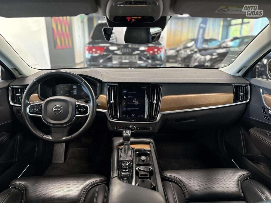 Brūns Volvo V90 2017 Klaipėda, ar dzinēja tilpumu 2.00 L un nobraukumu 326 tūkst. km par 16750 €, foto 16 vietnē AUTOMOTO.COM.LV