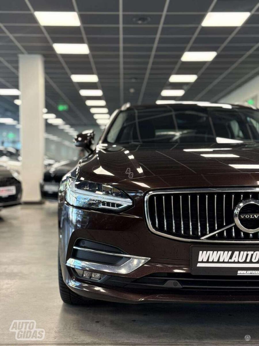 Brūns Volvo V90 2017 Klaipėda, ar dzinēja tilpumu 2.00 L un nobraukumu 326 tūkst. km par 16750 €, foto 31 vietnē AUTOMOTO.COM.LV