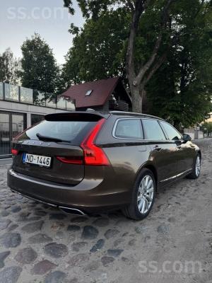 Brūns Volvo V90 2017 Rīga, ar dzinēja tilpumu 2.00 L un nobraukumu 106 tūkst. km par 19850 €, foto 13 vietnē AUTOMOTO.COM.LV