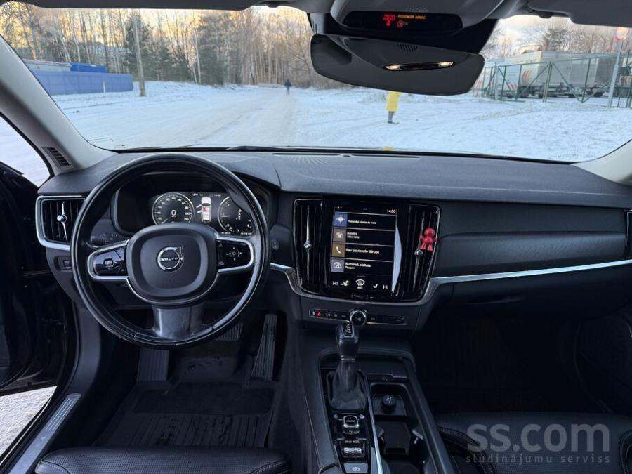 Brūns Volvo V90 2017 Rīga, ar dzinēja tilpumu 2.00 L un nobraukumu 202 tūkst. km par 19900 €, foto 7 vietnē AUTOMOTO.COM.LV