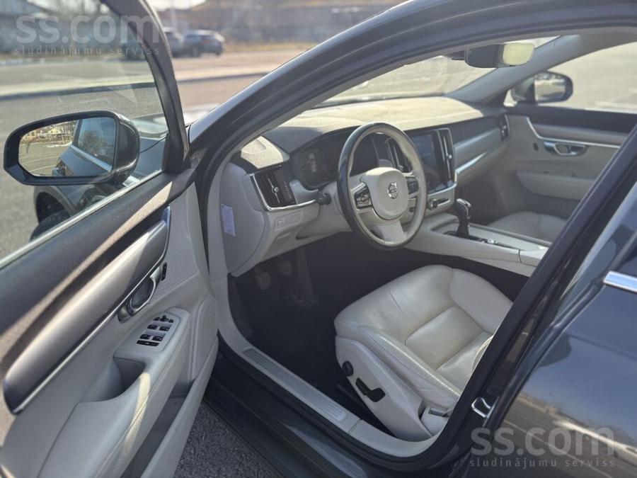 Brūns Volvo V90 2017 Jelgava, ar dzinēja tilpumu 2.00 L un nobraukumu 292 tūkst. km par 14700 €, foto 7 vietnē AUTOMOTO.COM.LV