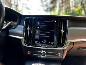 Brown Volvo V90 2017 in Vilnius, with an engine capacity of 1.97 L and mileage of 304 thousand km for 13700 €, photo 17 on AUTOMOTO.COM.LV