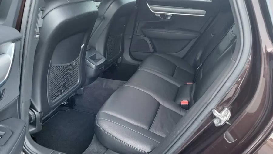 Brūns Volvo V90 2017 Rīga, ar dzinēja tilpumu 2.00 L un nobraukumu 245 tūkst. km par 10500 €, foto 13 vietnē AUTOMOTO.COM.LV
