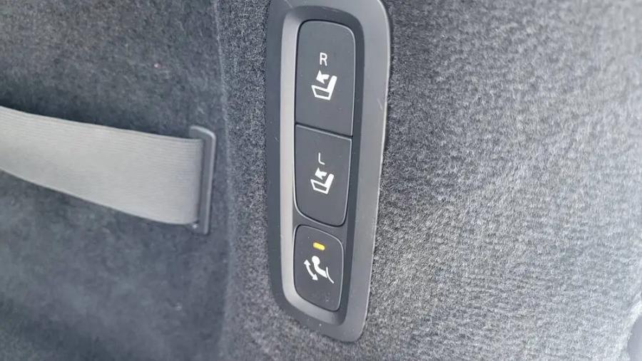 Brūns Volvo V90 2017 Rīga, ar dzinēja tilpumu 2.00 L un nobraukumu 245 tūkst. km par 10500 €, foto 15 vietnē AUTOMOTO.COM.LV