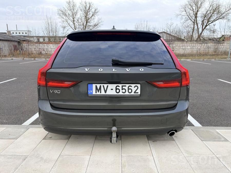 Brown Volvo V90 2017 in Jelgava, with an engine capacity of 2.00 L and mileage of 293 thousand km for 13999 €, photo 7 on AUTOMOTO.COM.LV