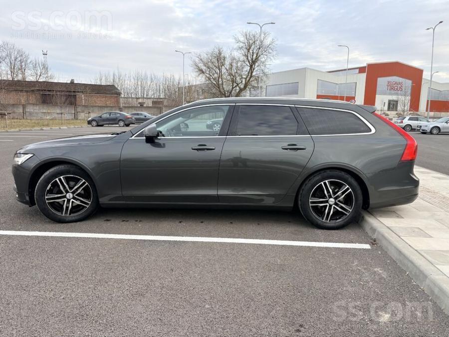 Brown Volvo V90 2017 in Jelgava, with an engine capacity of 2.00 L and mileage of 293 thousand km for 13999 €, photo 9 on AUTOMOTO.COM.LV