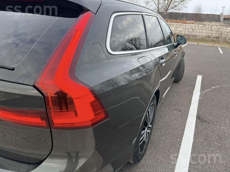 Brown Volvo V90 2017 in Jelgava, with an engine capacity of 2.00 L and mileage of 293 thousand km for 13999 €, photo 12 on AUTOMOTO.COM.LV