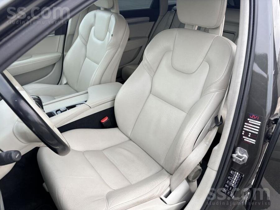 Brown Volvo V90 2017 in Jelgava, with an engine capacity of 2.00 L and mileage of 293 thousand km for 13999 €, photo 16 on AUTOMOTO.COM.LV