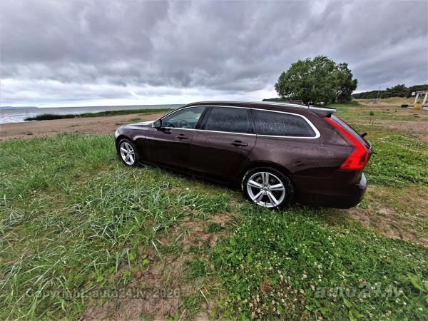 Brūns Volvo V90 2017 Tallina, ar dzinēja tilpumu 2.00 L un nobraukumu 349 tūkst. km par 17300 €, foto 7 vietnē AUTOMOTO.COM.LV