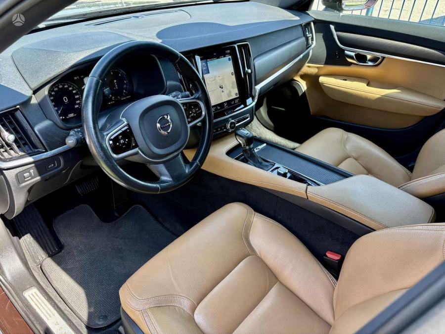 Brūns Volvo V90 2017 Panevēža, ar dzinēja tilpumu 1.97 L un nobraukumu 251 tūkst. km par 17200 €, foto 11 vietnē AUTOMOTO.COM.LV
