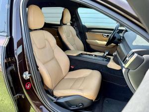 Brūns Volvo V90 2017 Panevēža, ar dzinēja tilpumu 1.97 L un nobraukumu 251 tūkst. km par 17200 €, foto 23 vietnē AUTOMOTO.COM.LV
