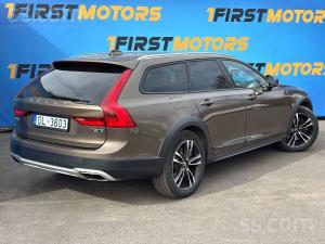 Brown Volvo V90 2017 in Riga, with an engine capacity of 2.00 L and mileage of 270 thousand km for 17750 €, photo 5 on AUTOMOTO.COM.LV
