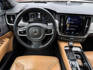 Brown Volvo V90 2017 in Riga, with an engine capacity of 2.00 L and mileage of 270 thousand km for 17750 €, photo 12 on AUTOMOTO.COM.LV