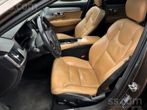 Brown Volvo V90 2017 in Riga, with an engine capacity of 2.00 L and mileage of 270 thousand km for 17750 €, photo 13 on AUTOMOTO.COM.LV