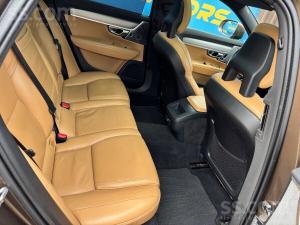 Brown Volvo V90 2017 in Riga, with an engine capacity of 2.00 L and mileage of 270 thousand km for 17750 €, photo 17 on AUTOMOTO.COM.LV