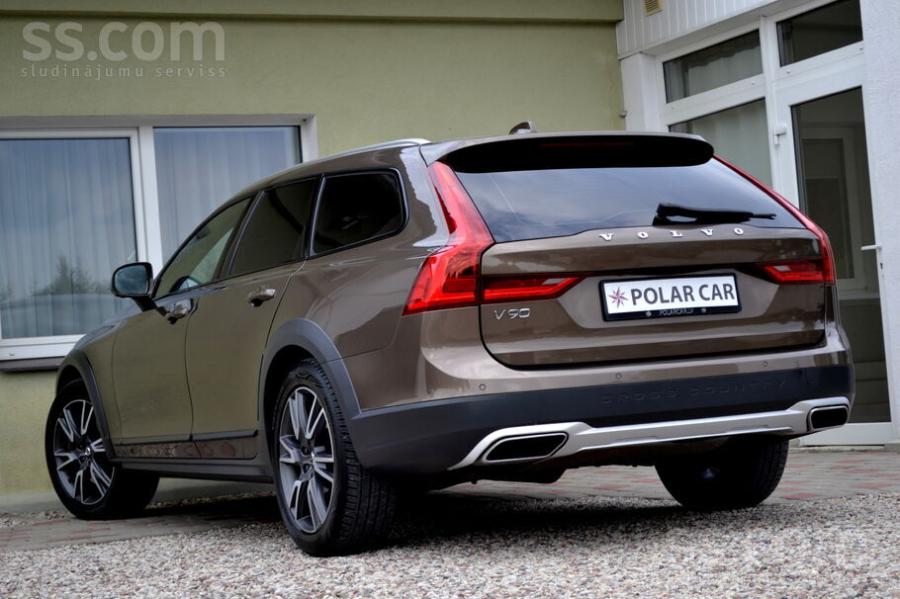 Brown Volvo V90 2017 in Tukums, with an engine capacity of 2.00 L and mileage of 216 thousand km for 20990 €, photo 5 on AUTOMOTO.COM.LV