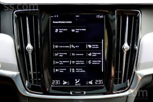 Brown Volvo V90 2017 in Tukums, with an engine capacity of 2.00 L and mileage of 216 thousand km for 20990 €, photo 18 on AUTOMOTO.COM.LV
