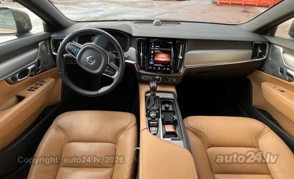 Brown Volvo V90 2017 in Tallinn, with an engine capacity of 2.00 L and mileage of 239 thousand km for 19500 €, photo 6 on AUTOMOTO.COM.LV