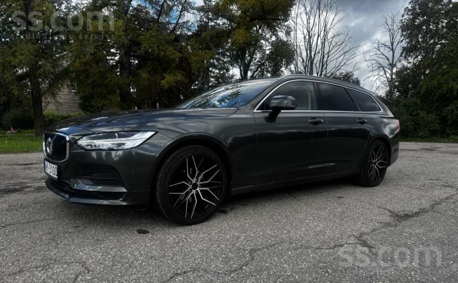 Brown Volvo V90 2017 in Riga, with an engine capacity of 2.00 L and mileage of 295 thousand km for 12500 €, photo 1 on AUTOMOTO.COM.LV