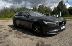 Brown Volvo V90 2017 in Riga, with an engine capacity of 2.00 L and mileage of 295 thousand km for 12500 €, photo 5 on AUTOMOTO.COM.LV